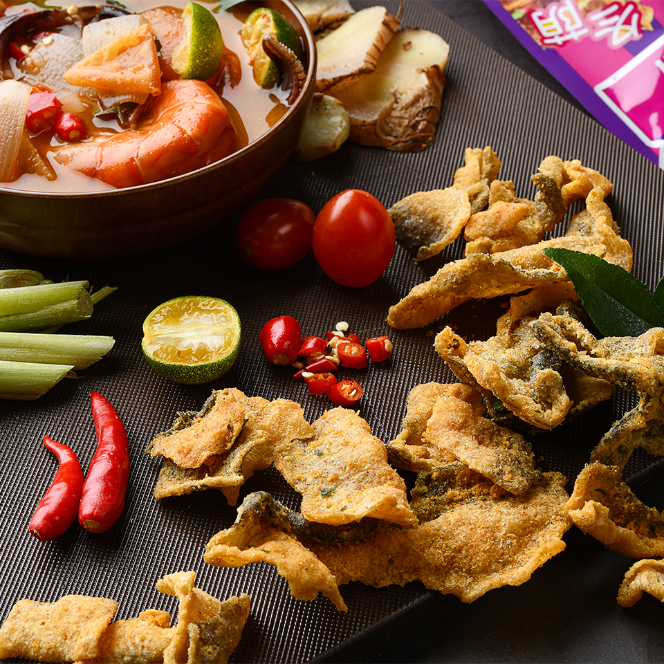 Crusty's - Tom Yum Salted Egg Fish Skin (100g) (30/carton) – Tasty ...